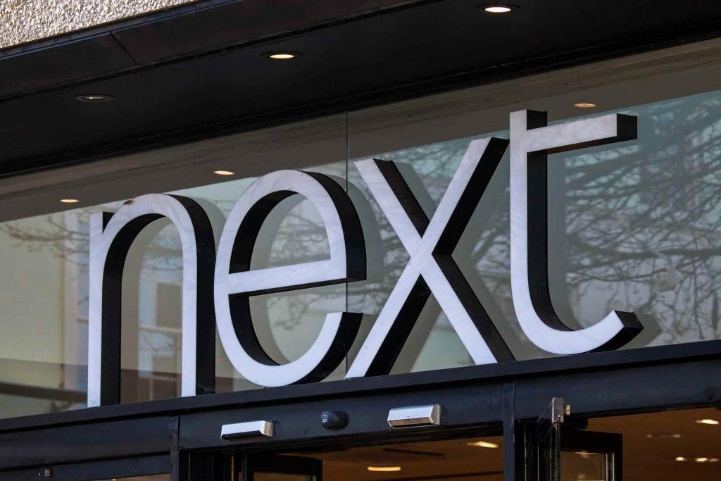 Rótulos led: ¿qué ventajas aportan a tu negocio? - LedBak